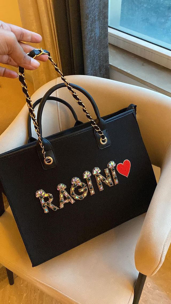 Customised chain canvas