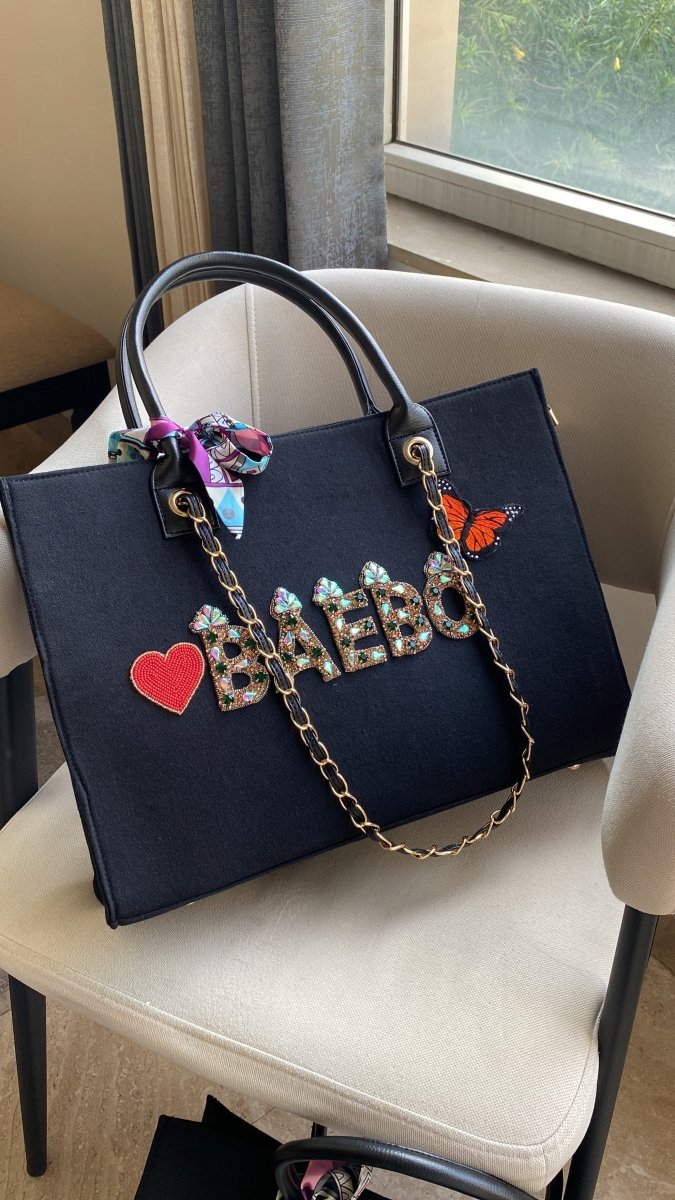 Customised Tote bags with personalised names and unique designs ...